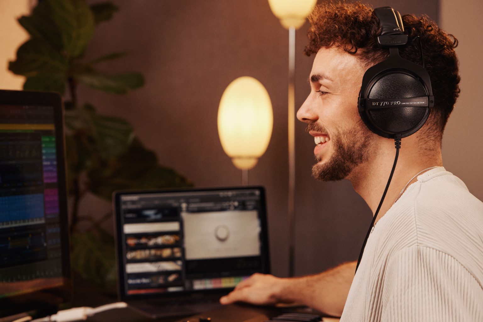 Comparison of our closed studio headphones | beyerdynamic Blog