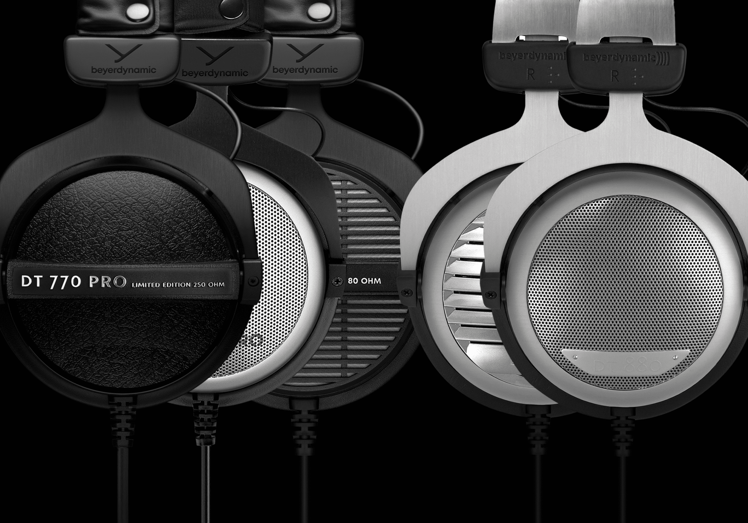 Products in comparison: headphones of the Edition and PRO Series ...